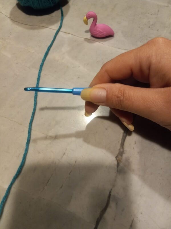 6 Beginner CROCHET STITCHES - INCLUDING Crochet Chain Stitch - AND ...