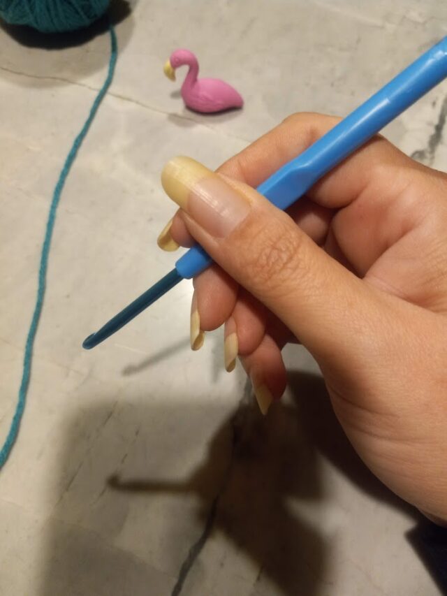6 Beginner CROCHET STITCHES - INCLUDING Crochet Chain Stitch - AND ...